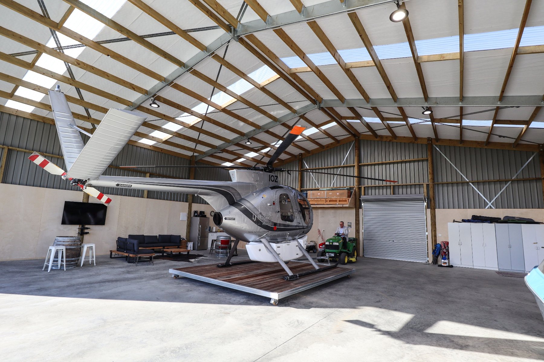 What are the best sheds for aircraft hangars?